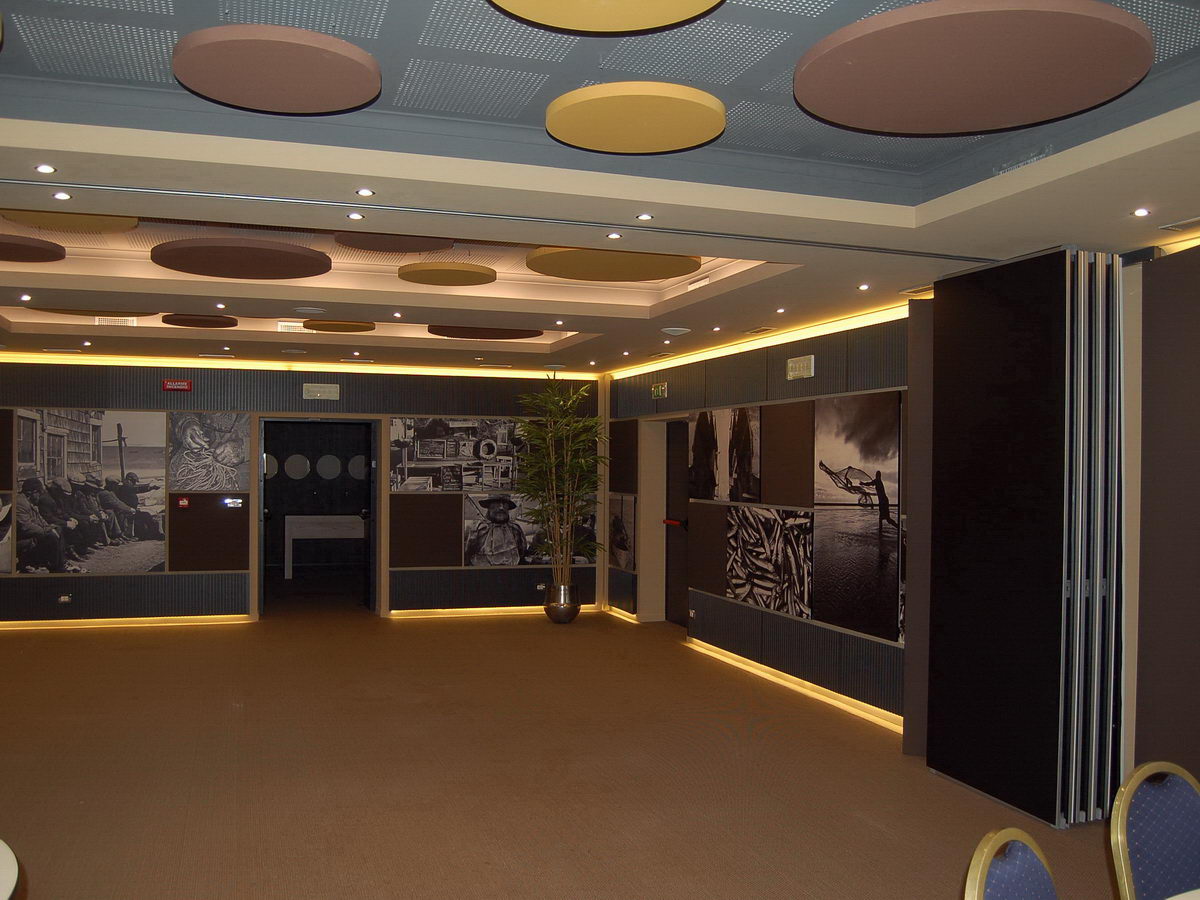 Aural® round acoustic panels by ACUSTICO®